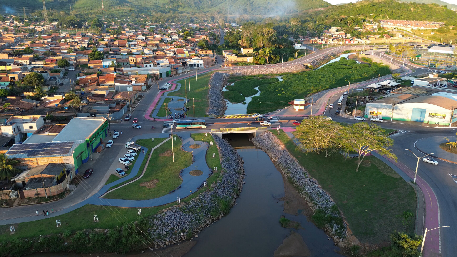 Parque Linear do Complexo Tropical é entregue para a comunidade ...