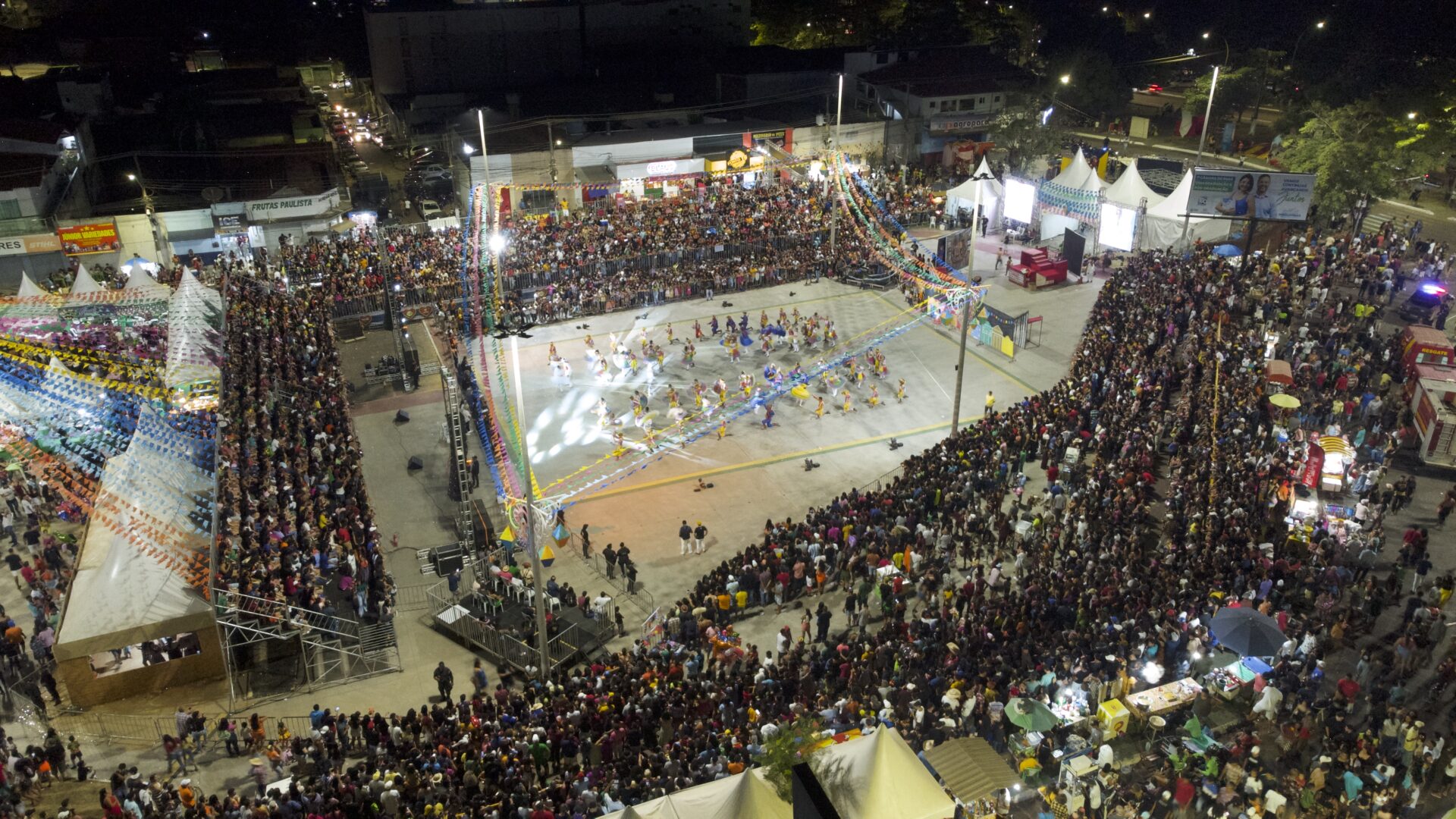Jeca de respeito: festival emociona, encanta e lota Praça de Esportes ...